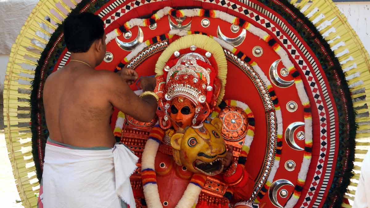 theyyam vishnumurthy