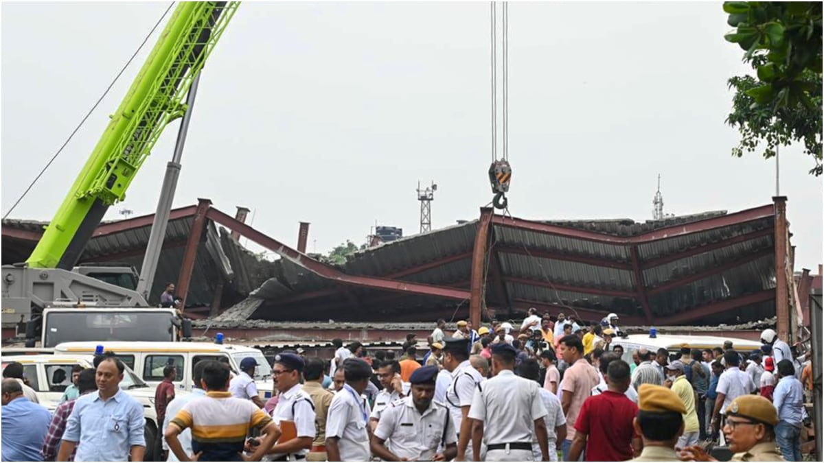 Under-construction warehouse shed collapses in Kolkata, several trapped ...