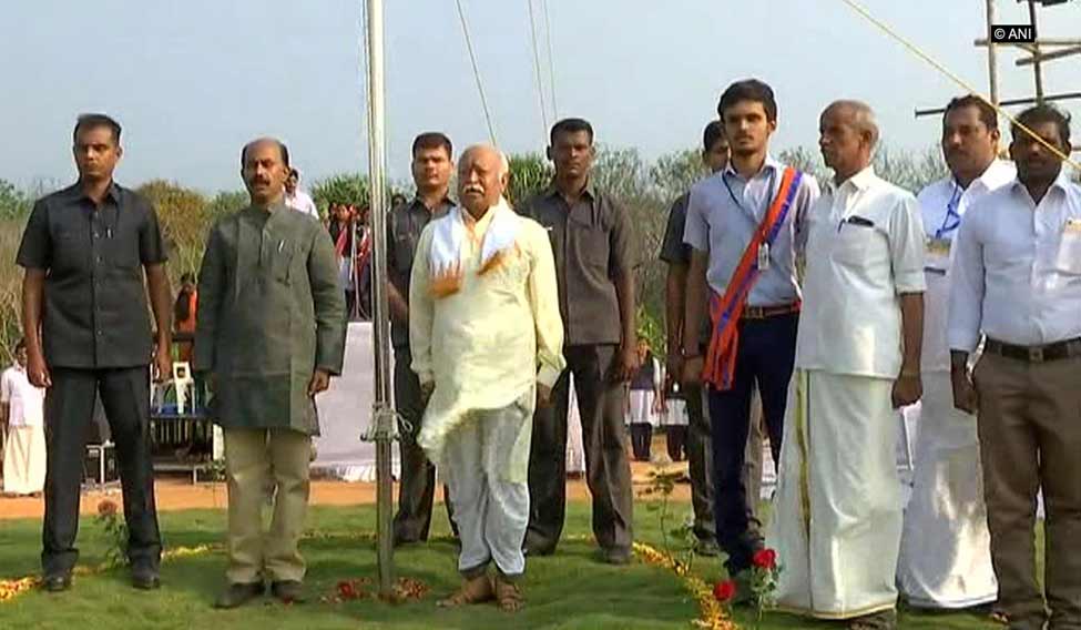 RSS chief flouts govt circular, unfurls flag at Kerala school