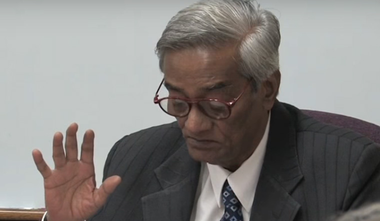 Award wapsi 2.0: Urdu writer Mujtaba Hussain decides to return Padma ...