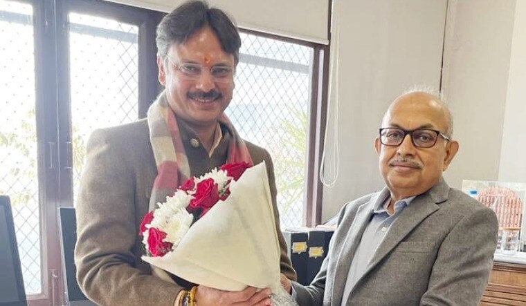 ED officer Rajeshwar Singh granted VRS. Will he join BJP, fight UP ...