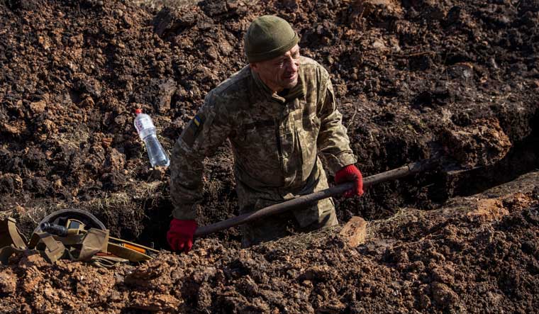 Ukraine says there is no mass withdrawal of its troops from Bakhmut as ...