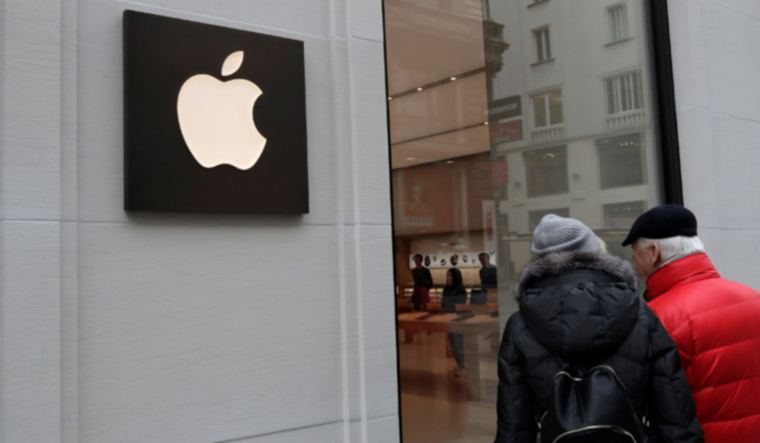 Apple to launch over-ear headphones in 2018- The Week