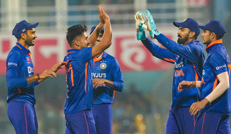 India thrash Sri Lanka by 67 runs in first ODI, take 1-0 series lead ...