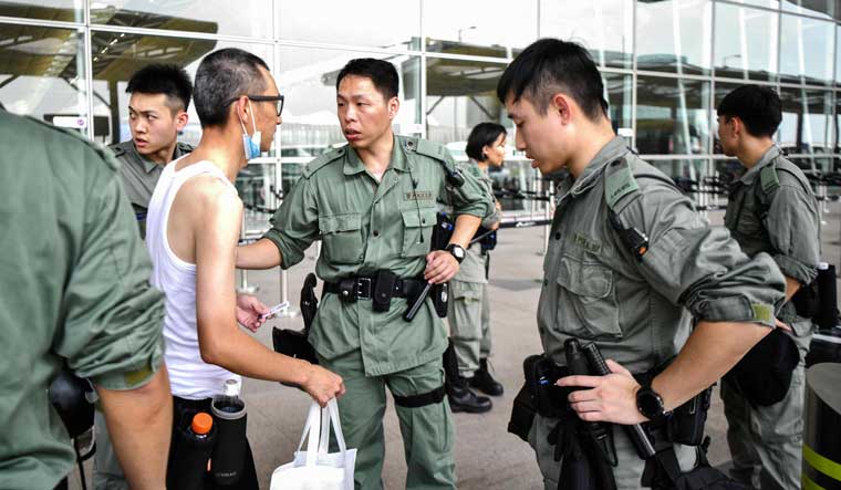 Hong Kong: Security blitz prevents further protests- The Week