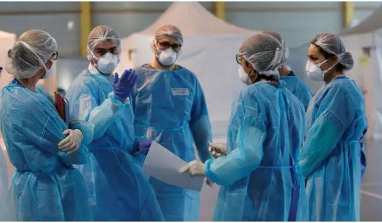 Kerala: IMA opposes female medicos' request to wear long-sleeve jackets ...