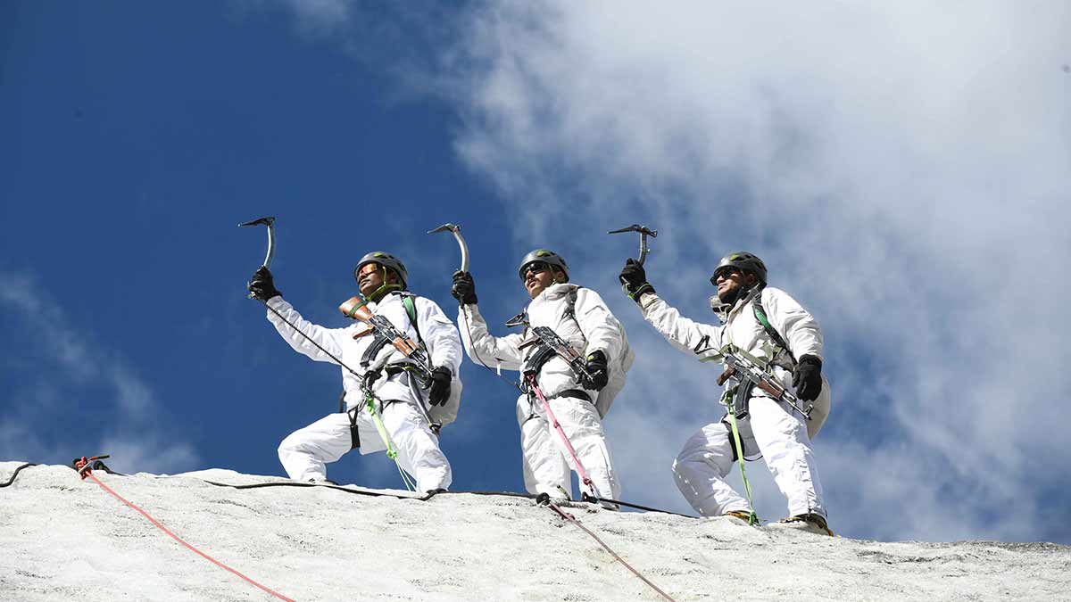 'India has advantage in high altitude combat': Lieutenant General S.L ...