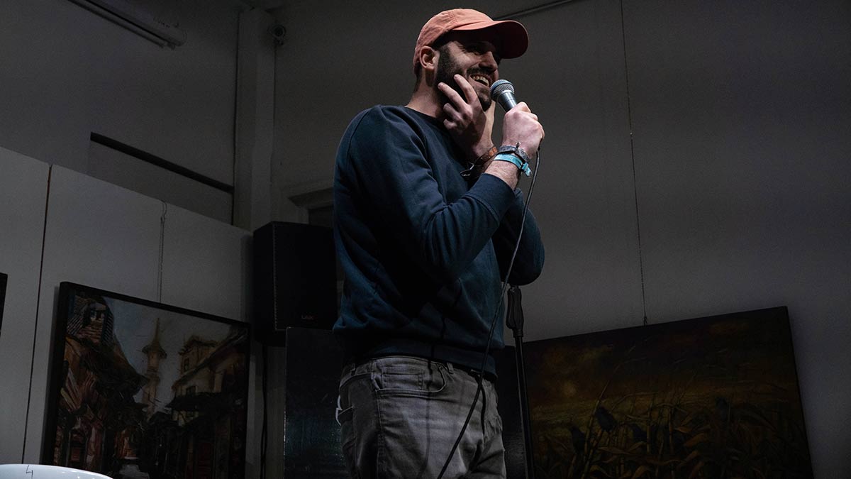 Syria's standup comedians fly in new freedom