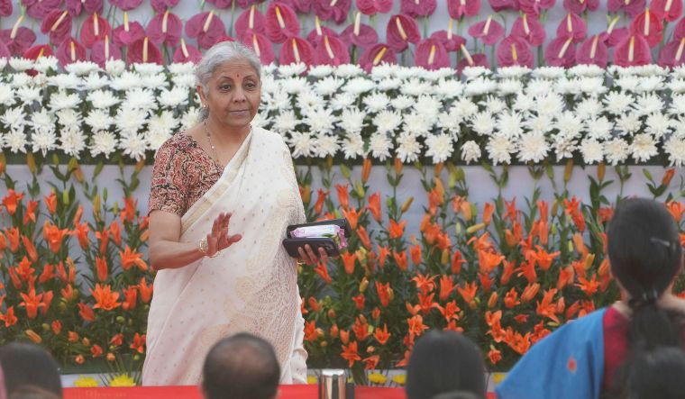Why Nirmala Sitharaman will be the ideal choice as Finance Minister in ...