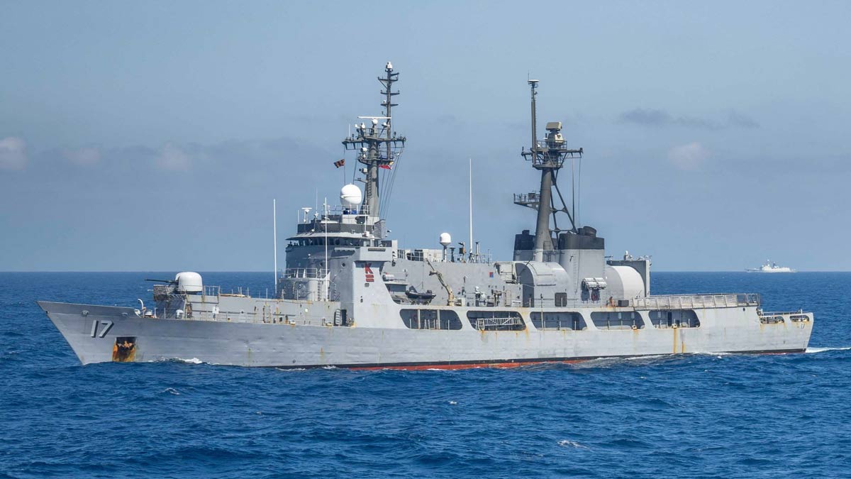 Taiwan backs Canada as China fumes over passage of warship HMCS Ottawa ...