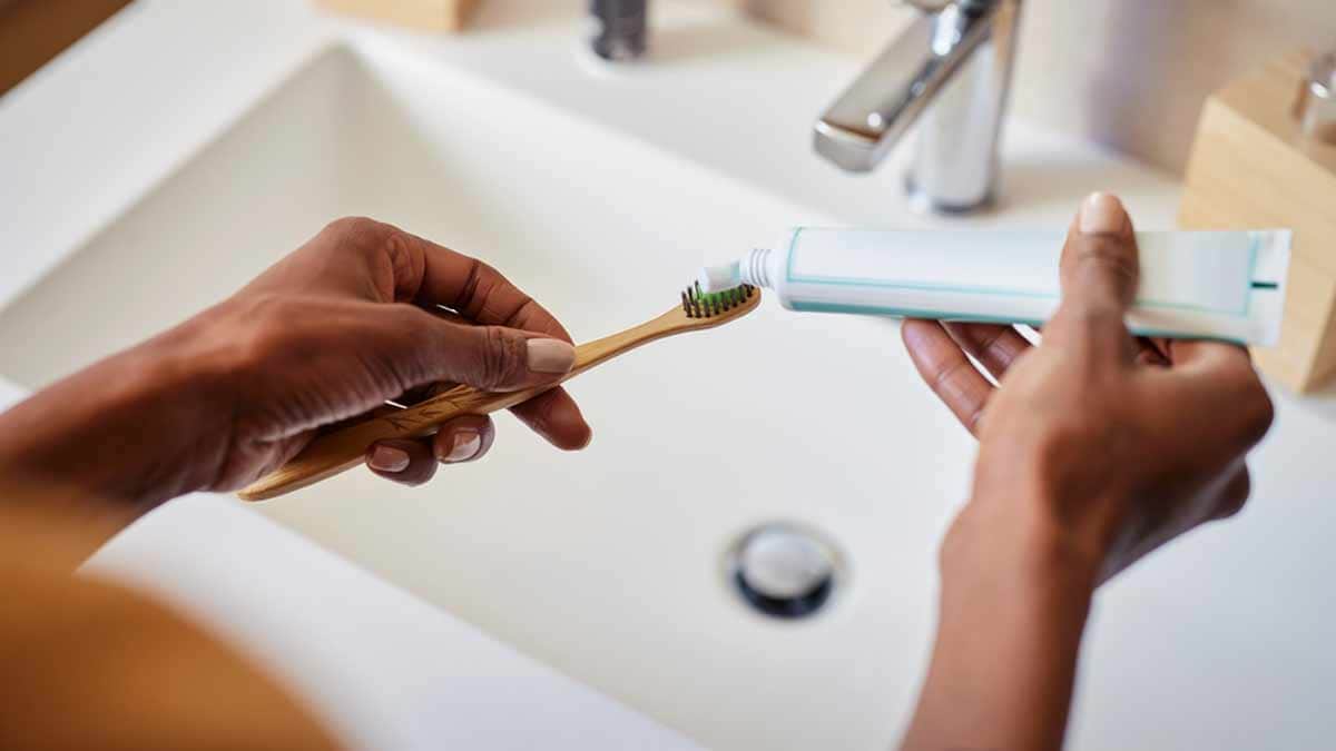 FACT CHECK: Can failing to brush your teeth damage your heart? - The Week