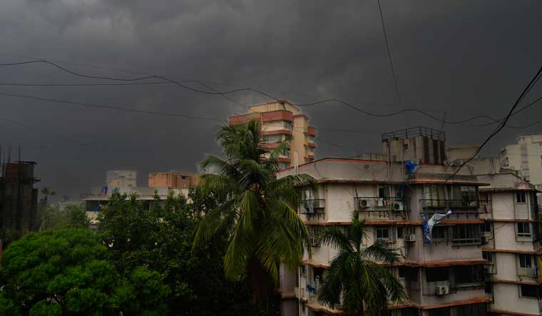 Monsoon to hit Kerala by May 31; IMD predicts heavy rainfall in ...