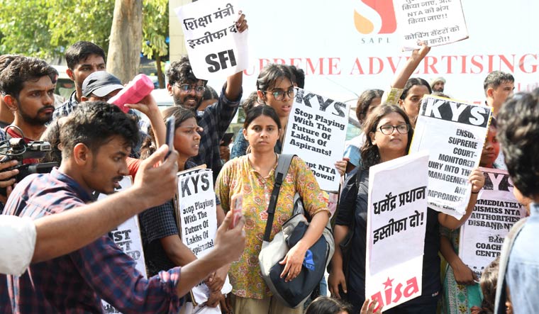 ‘Modi stopped Ukraine war, but…’: Rahul’s jibe at PM as protests mount ...