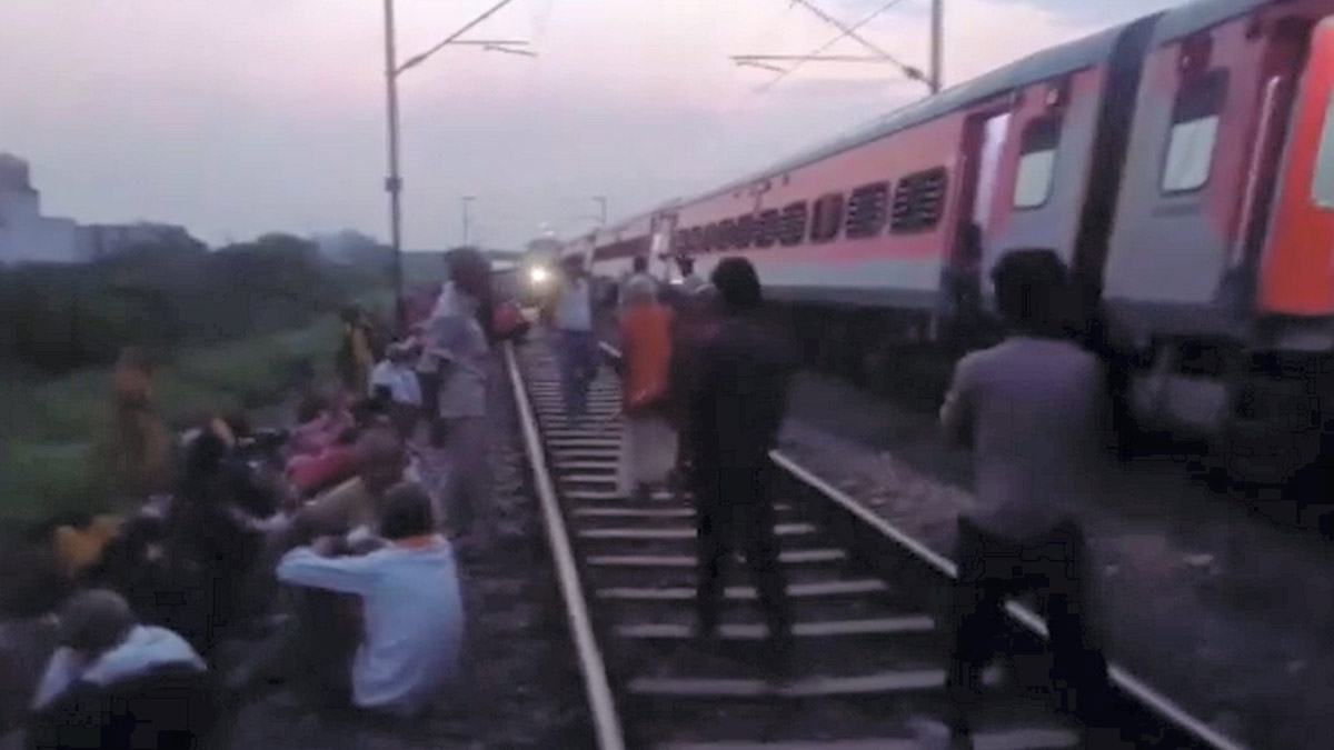 Is there a conspiracy behind Sabarmati Express derailment? Railway ...
