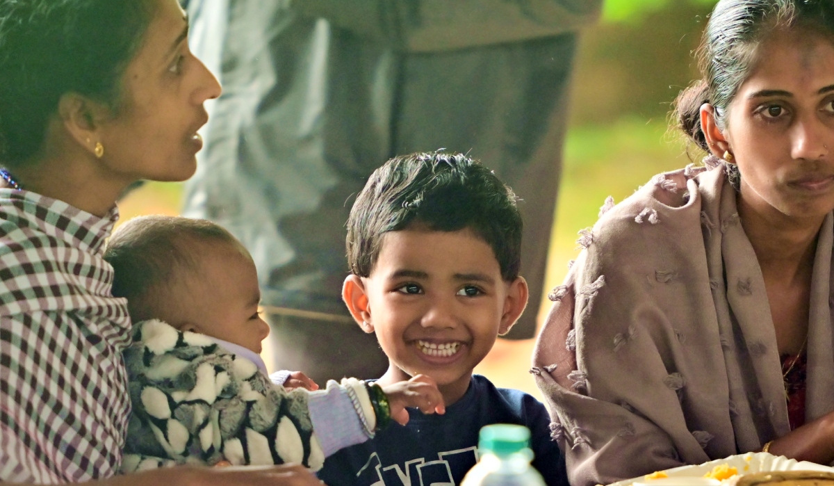 Glimpse of hope: Images of grit, optimism from landslide-hit Mundakkai ...