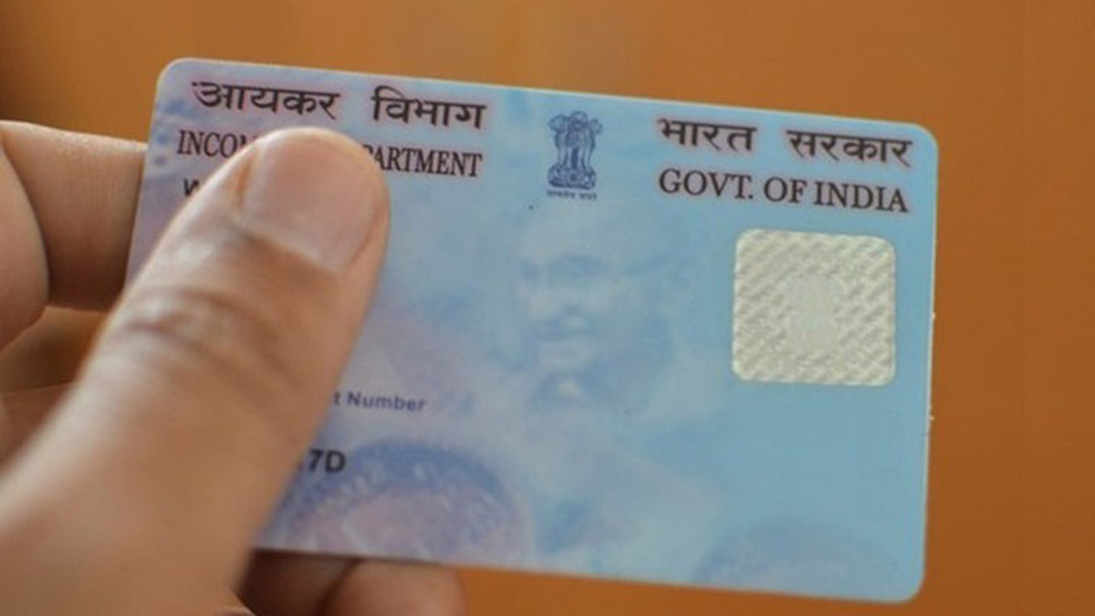 Fadnavis orders probe into fake PAN cards in Malvani- The Week