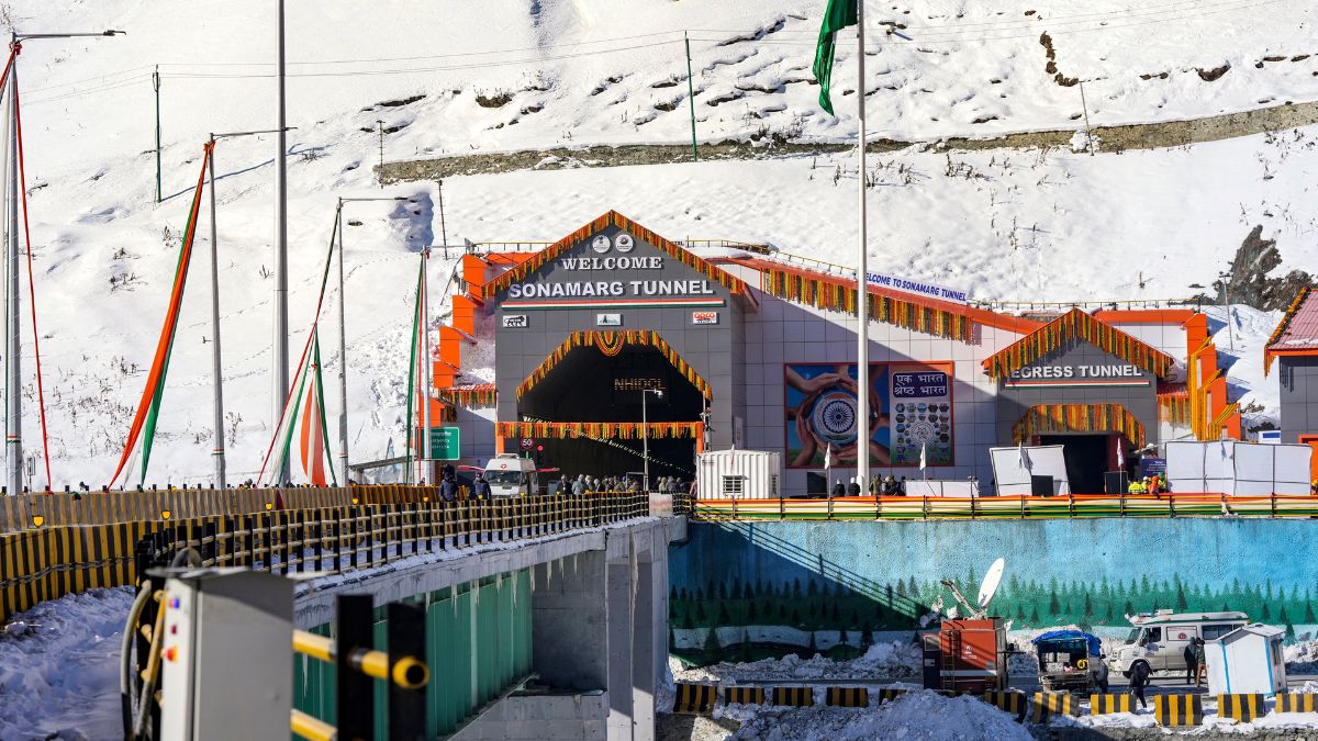 PM Modi inaugurates Z-Morh tunnel in Sonamarg, calls it significant ...