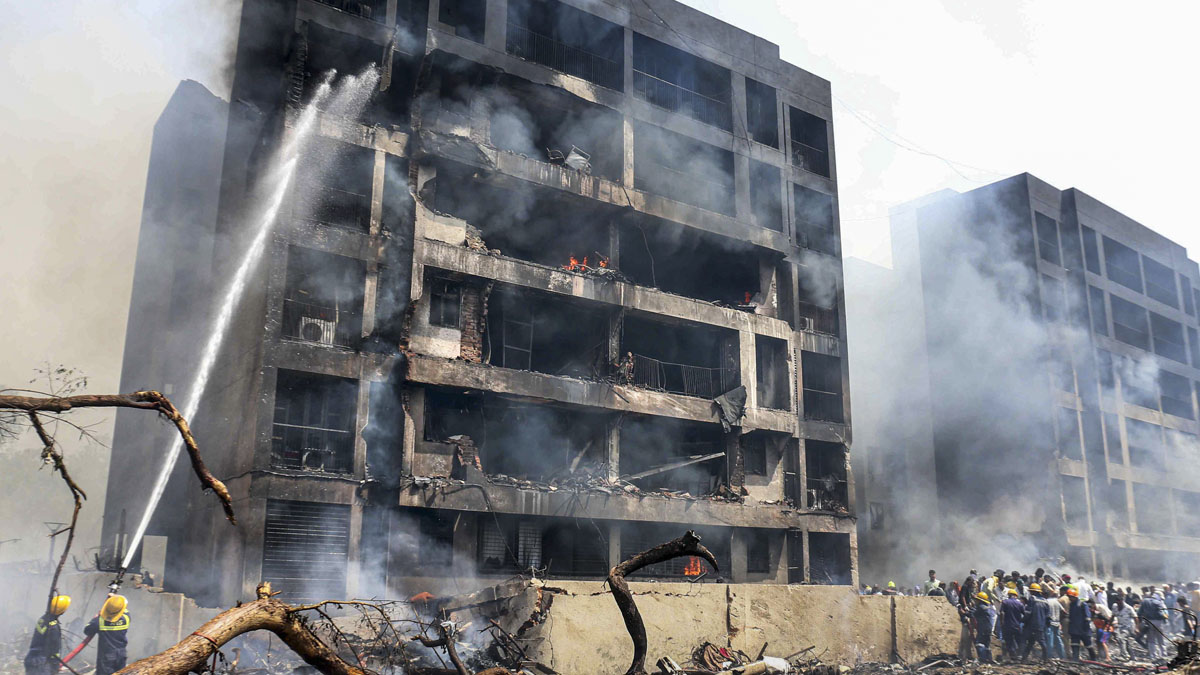 Air India flight crash | At least 30 dead; PM Modi, Amit Shah to reach ...