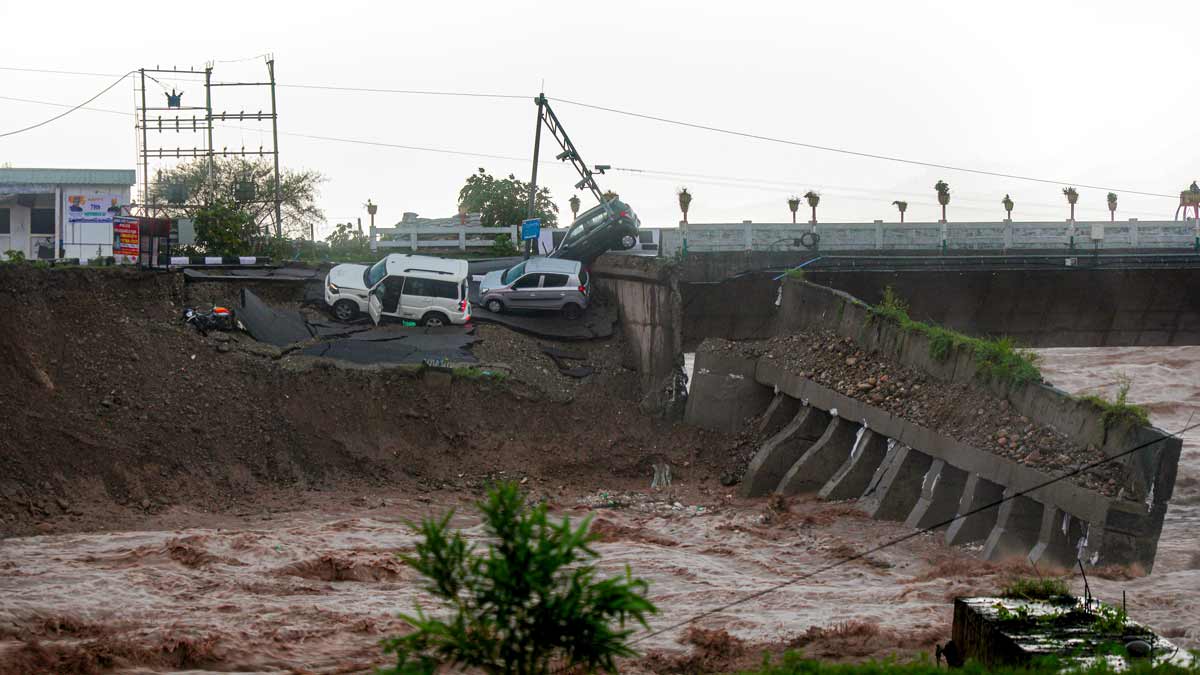 Jammu rain fury: Railways cancel 22 trains; rivers flow above danger ...