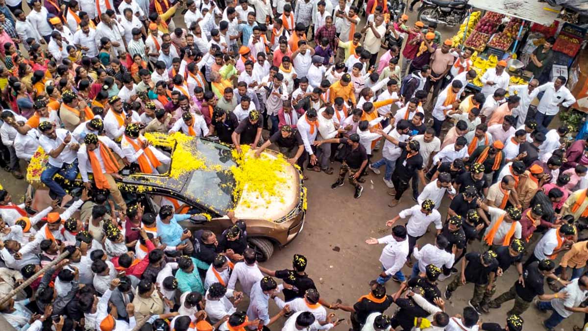 Major traffic restrictions in Mumbai as Maratha quota activist Manoj ...