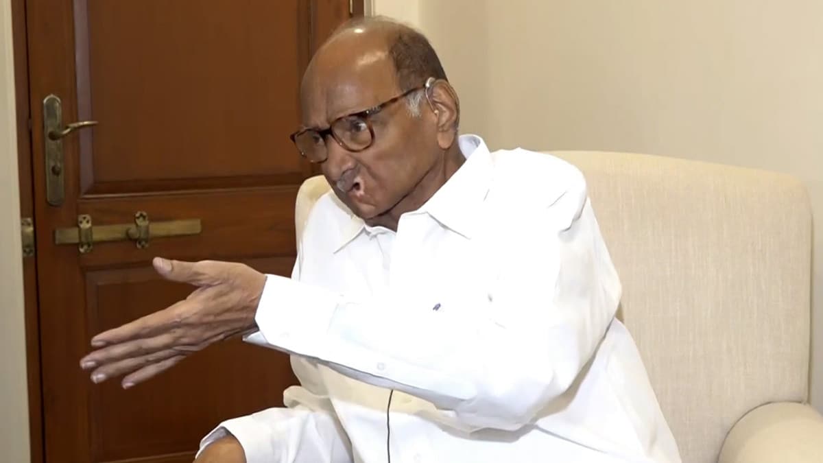 NCP-SP panics as Shiv Sena UBT splits; Sharad Pawar to meet MPs - The Week