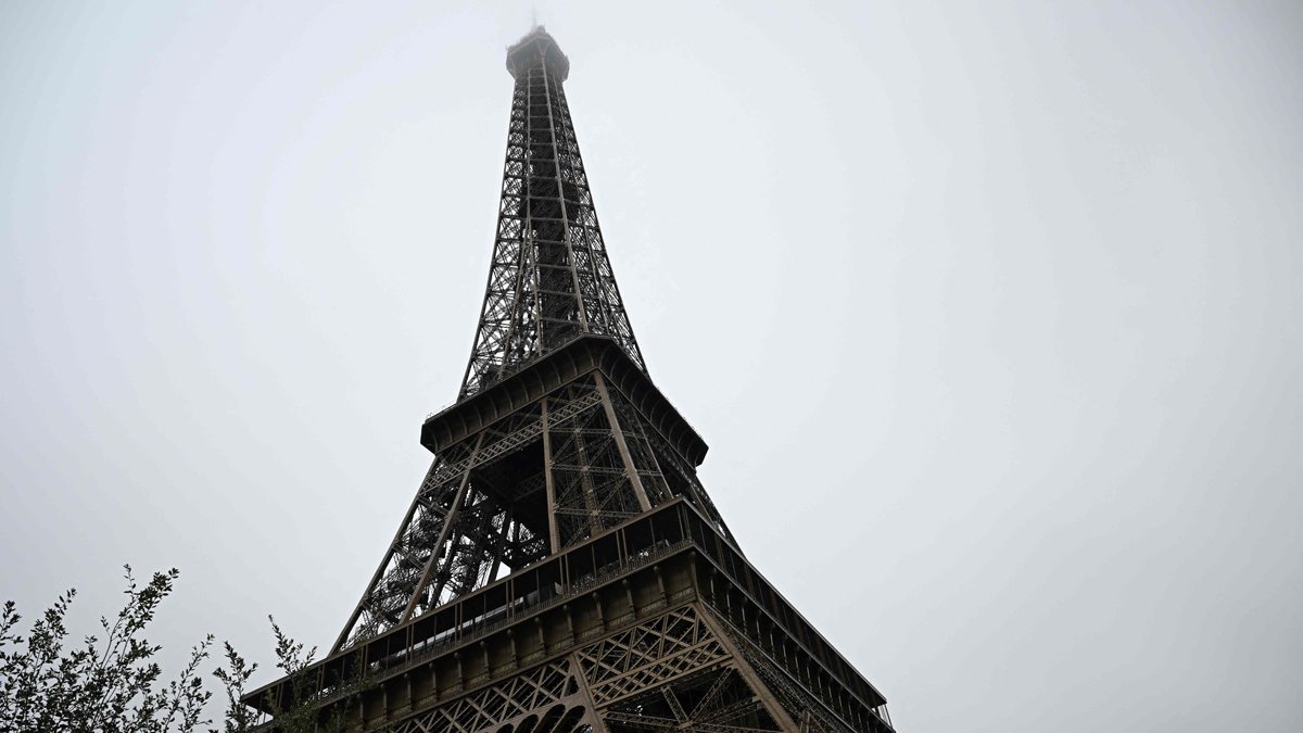 Fire breaks out in Eiffel Tower, hundreds evacuated- The Week